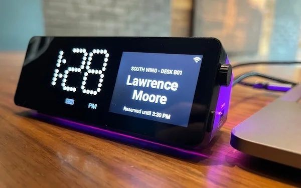 Hot Desking Signage – SyncSign